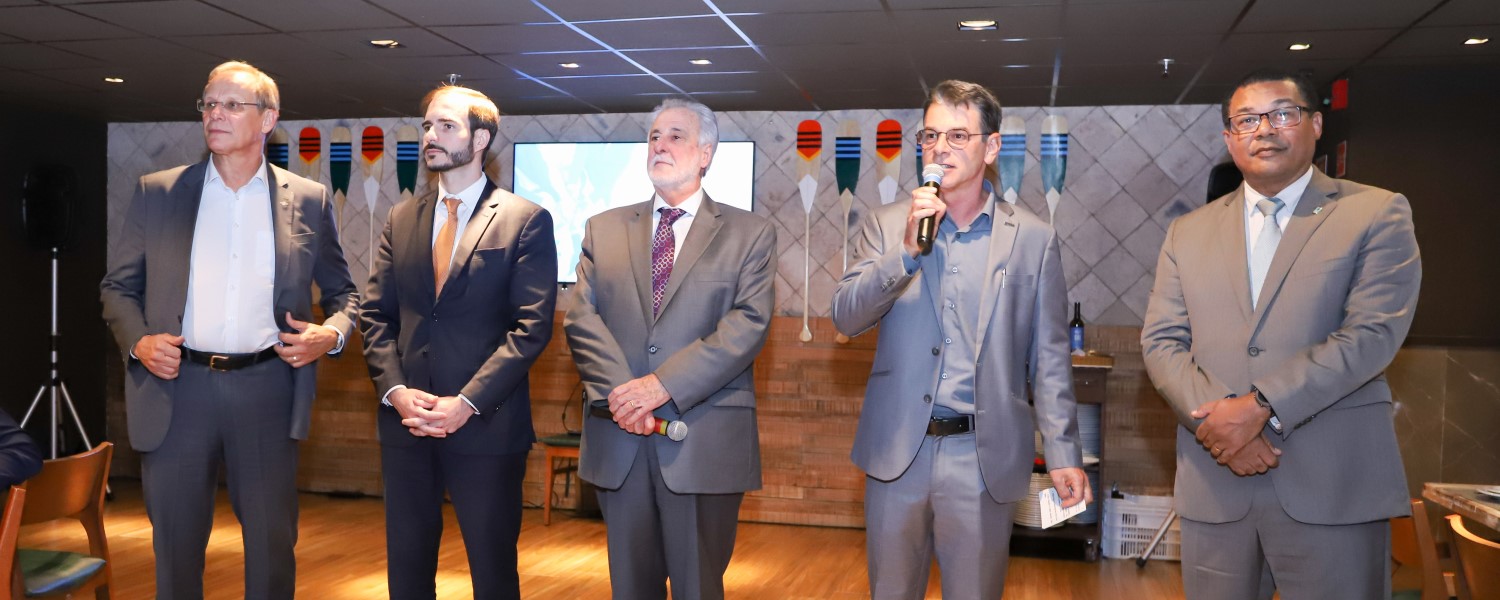 Diretoria da CNDL encontra com autoridades em Brasília – Varejo S.A